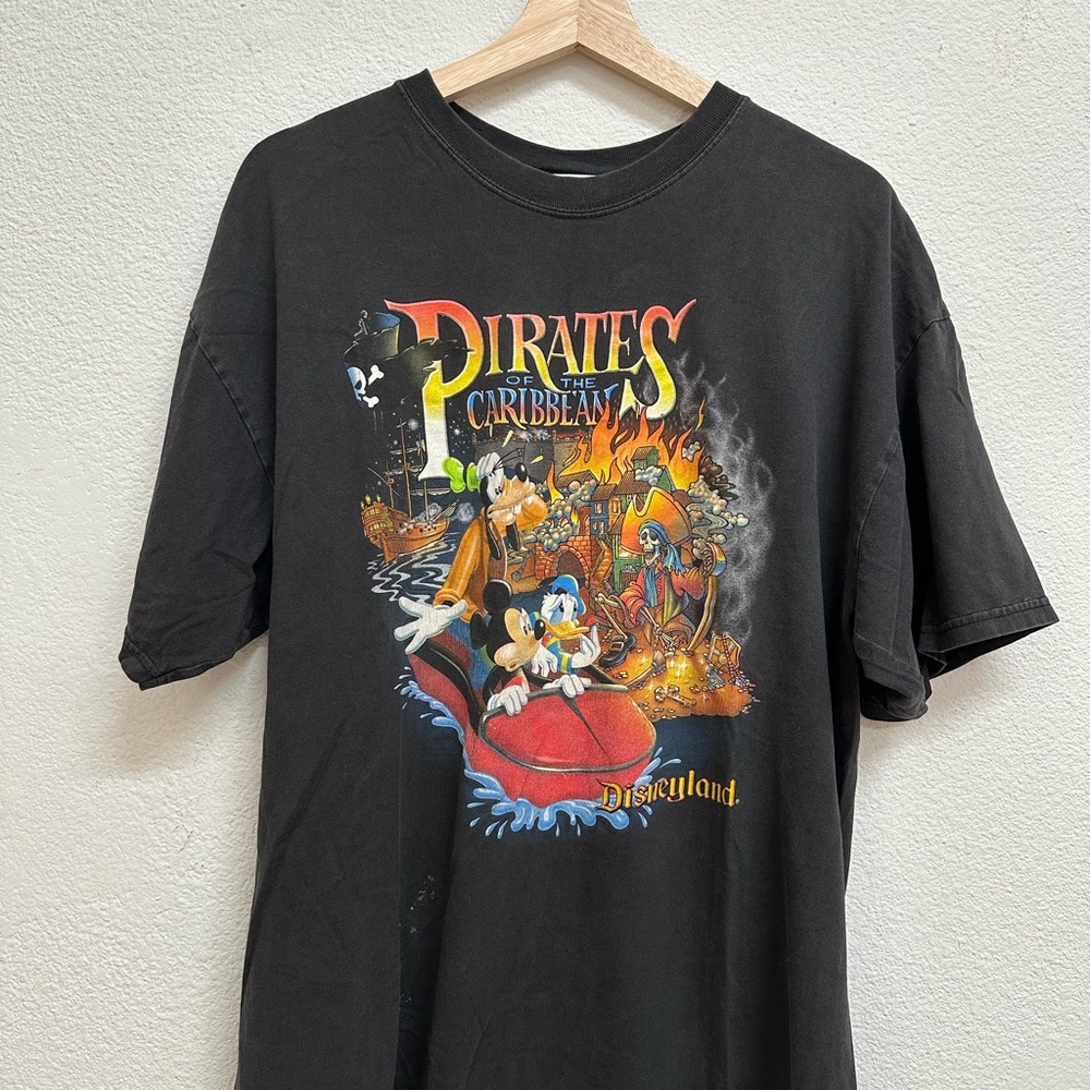 90’s Disney Pirates Of The Caribbean Ride Black T-Shi… - Gem